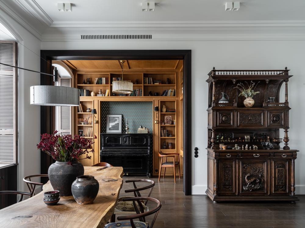 Евгения Микулина, дизайн-эксперт, владелец портала DesignChat.com и галереи DC Gallery, ex ...