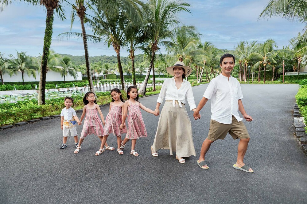 Khem Beach Phu Quoc Photoshoot Guide - Eduard Stelmakh Photographer